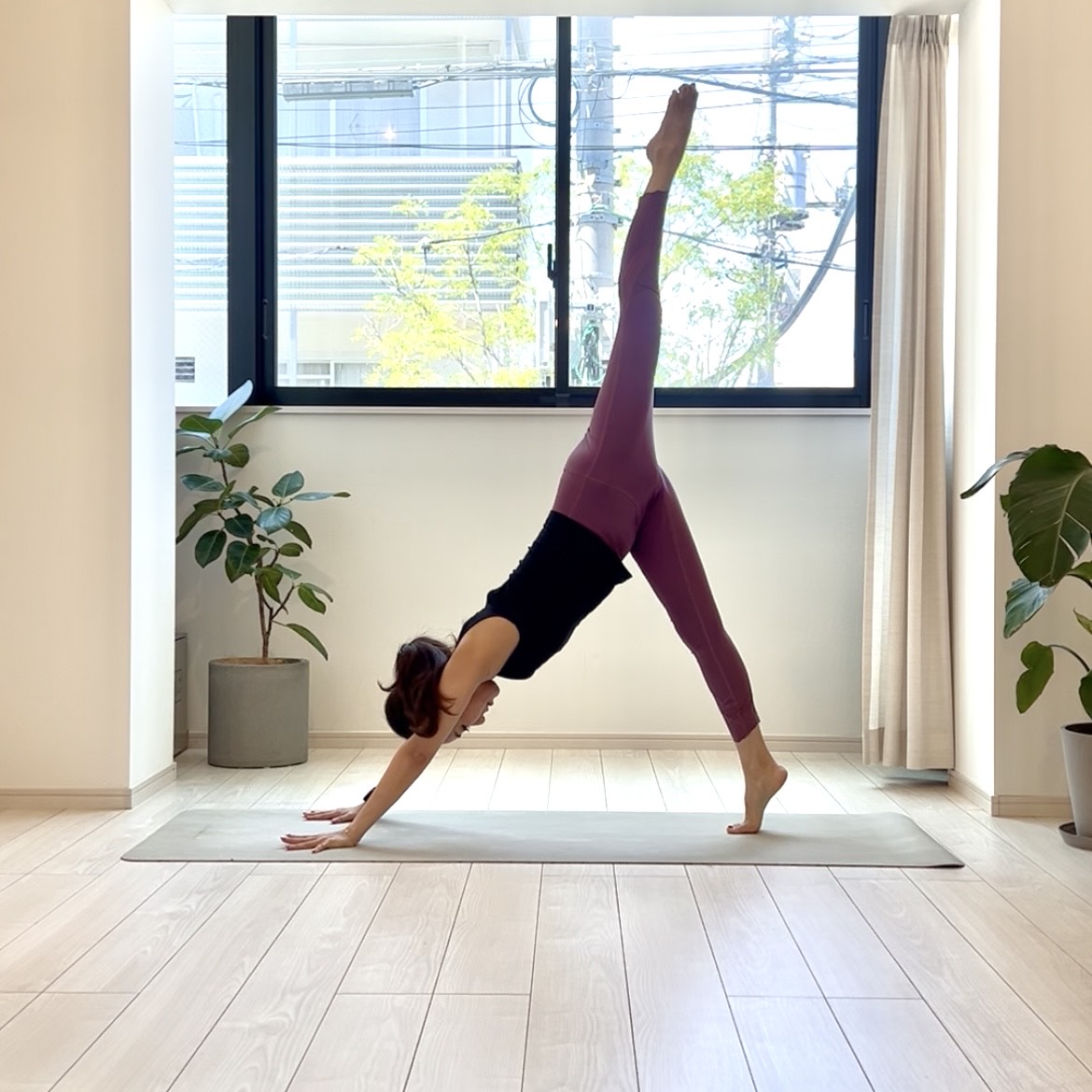 『ヨガについて』のヨガコラム | 代々木上原ヨガスタジオ『studio GOD 代々木上原』